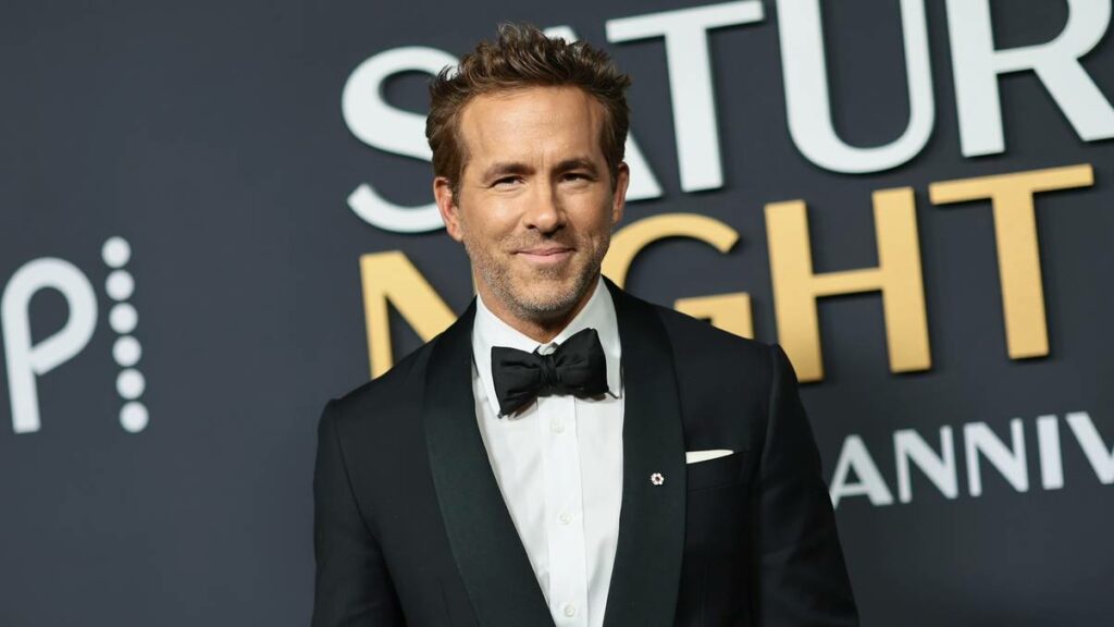 “Behind the Scenes: Ryan Reynolds’ Co-Star Unveils Shocking Secrets of Their ‘Turbulent ...