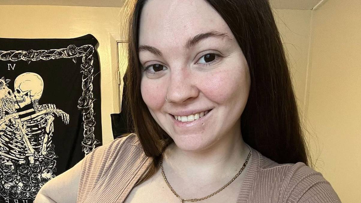 Woman with Size P Boobs Faces Unexpected Confrontation at School—What the Teacher Said Will ...